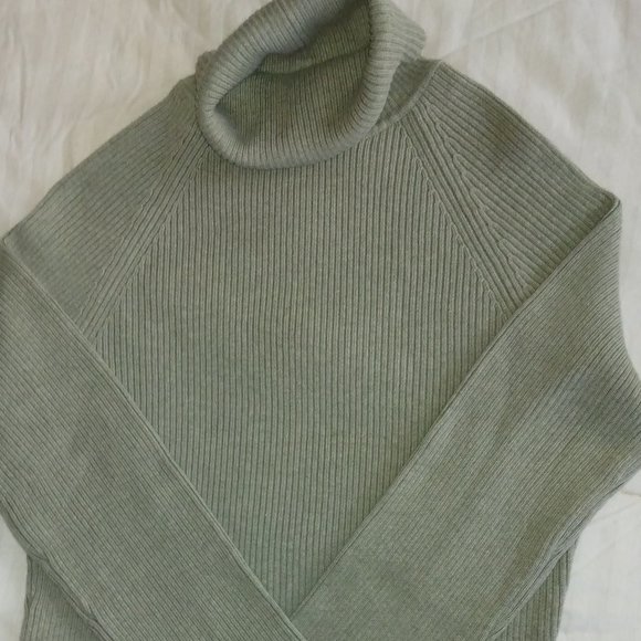 Jean Pierre | Sweaters | Jean Pierre Bodycon Light Sage Green Knit ...